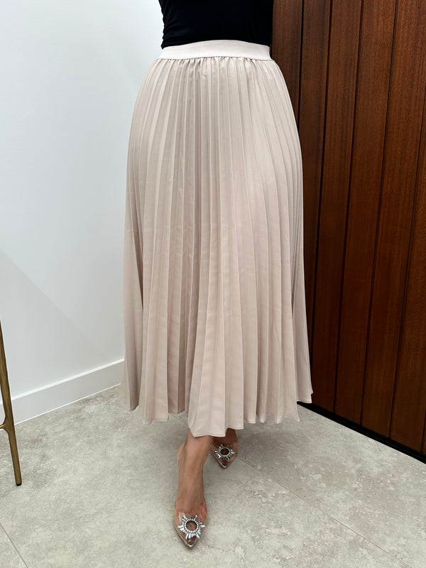 Tops & Bottoms – Veil of Faith